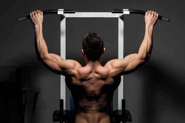 10 Solid Back Workout With Dumbbells - Easy Steps with Pictures